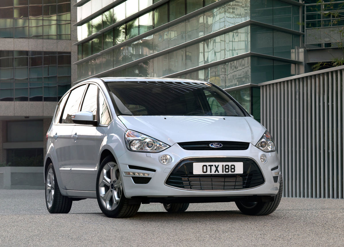 Listino Ford S-Max (2006-15) usate - Automoto.it
