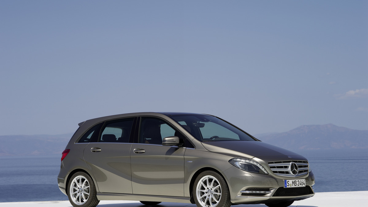 Mercedes-Benz Classe B 200 d Automatic Executive: prezzo e scheda ...