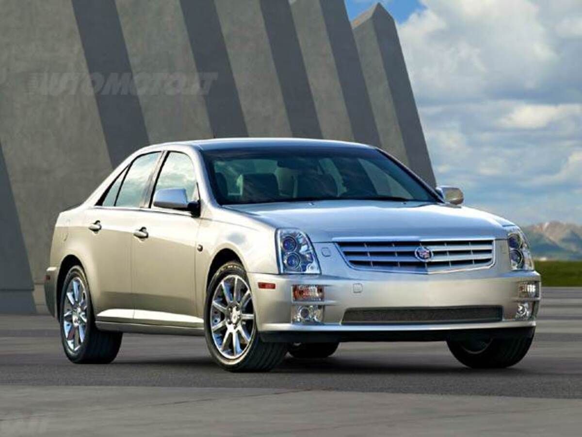 Cadillac STS STS 3.6 V6 aut. Elegance: prezzo e scheda tecnica ...