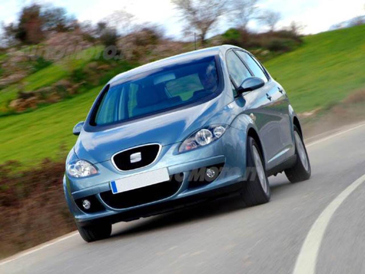 SEAT Altea 1.6 Stylance: prezzo e scheda tecnica - Automoto.it