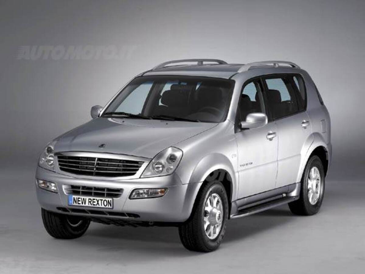 Ssangyong Rexton 2.7 XDi cat Plus 1: prezzo e scheda tecnica - Automoto.it
