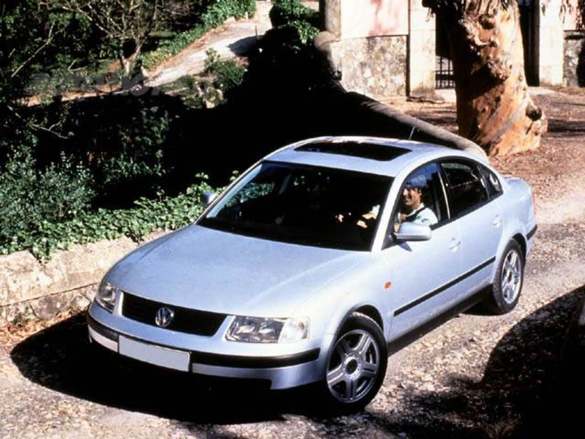 Volkswagen Passat 2.8 V6 cat Syncro: prezzo e scheda tecnica - Automoto.it