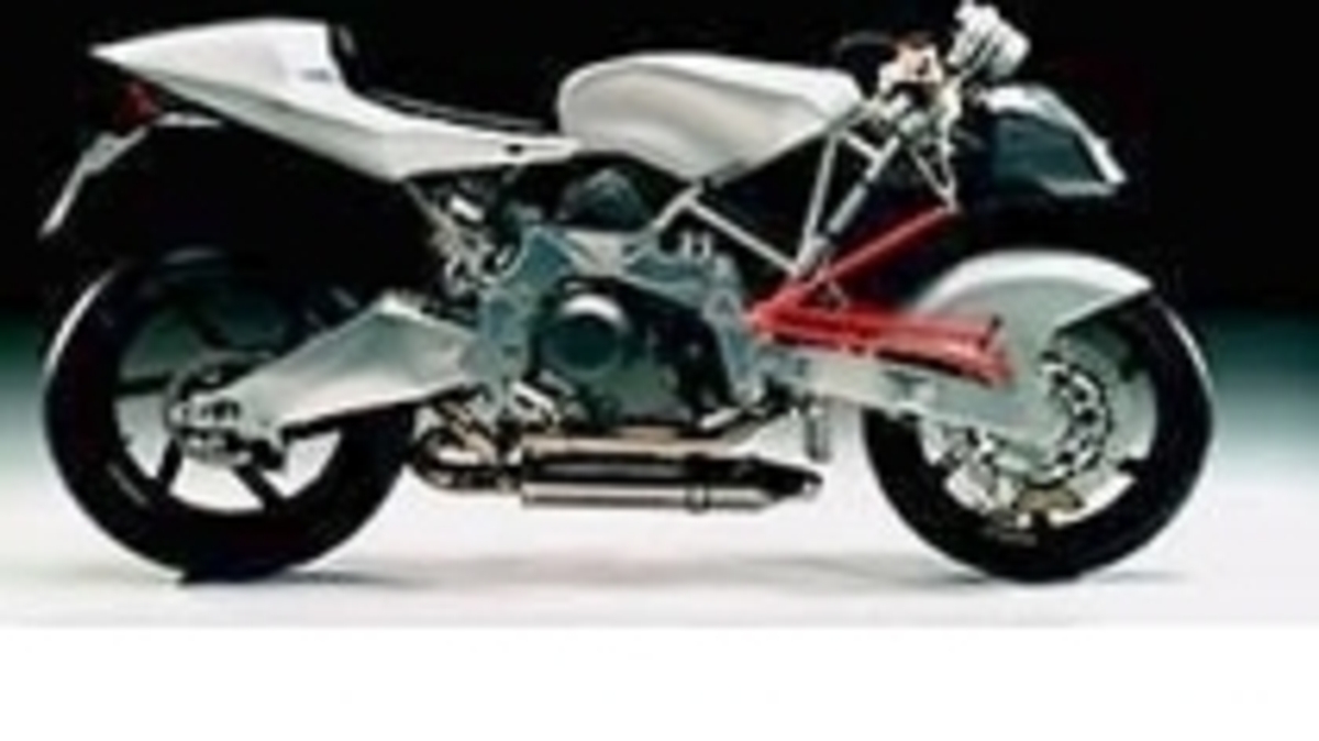 Presentazione nuova VYRUS 985 C3 4V - News - Moto.it