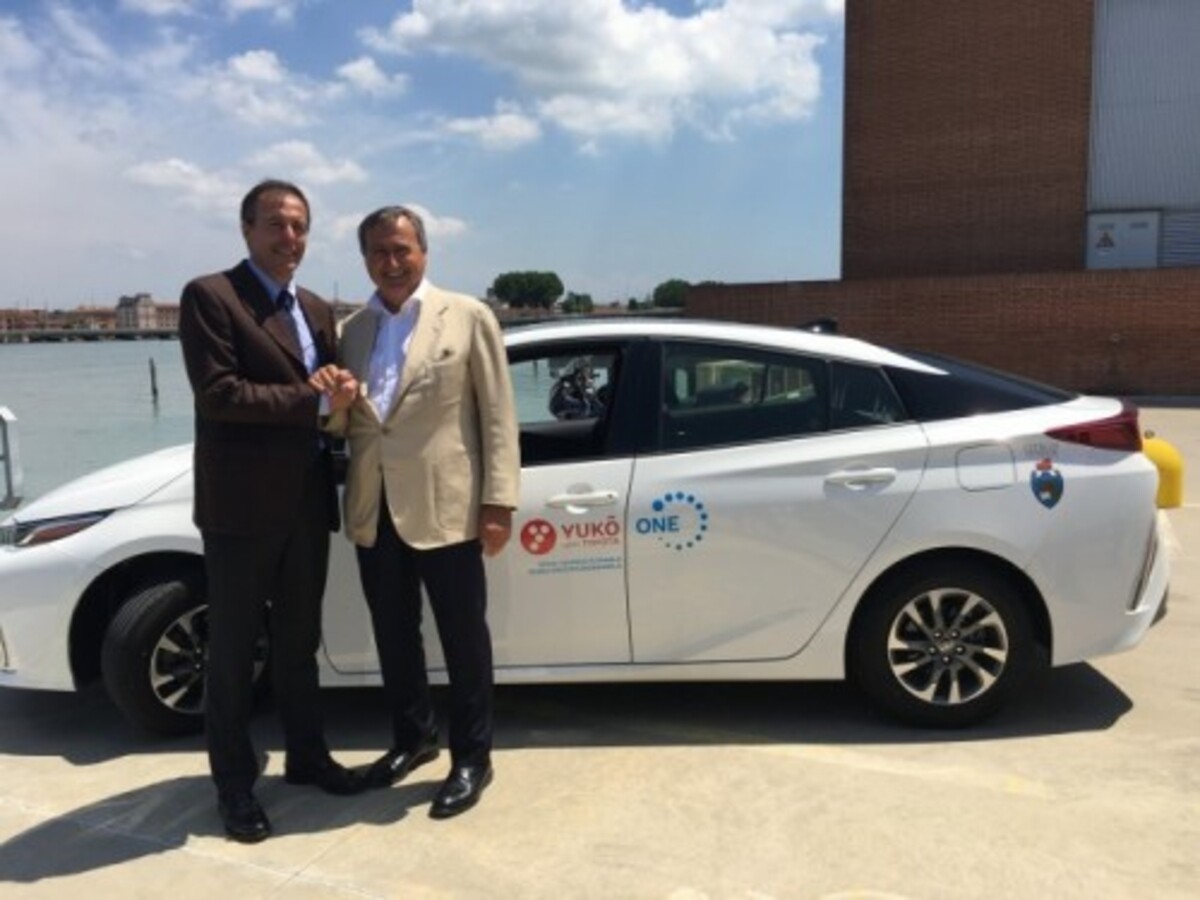Yuko: a Venezia il primo car sharing ibrido con Toyota [video ...