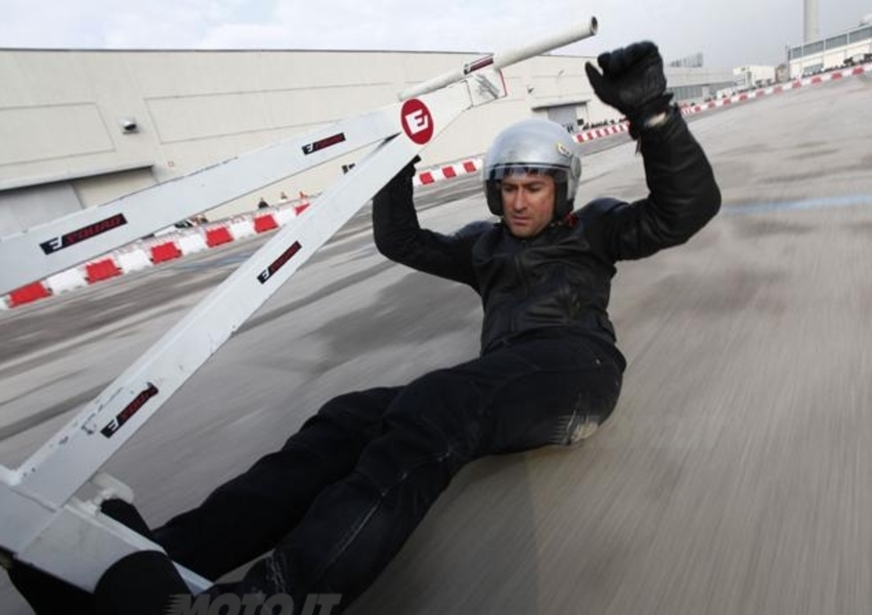 Jeans Esquad. Più resistente del cuoio - Accessori - Moto.it