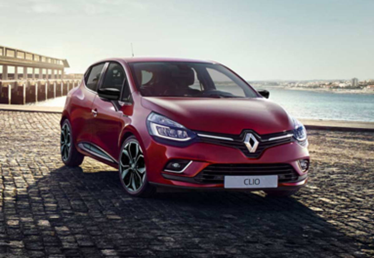 Renault Clio Moschino in promo a 129 euro / mese - Automoto.it