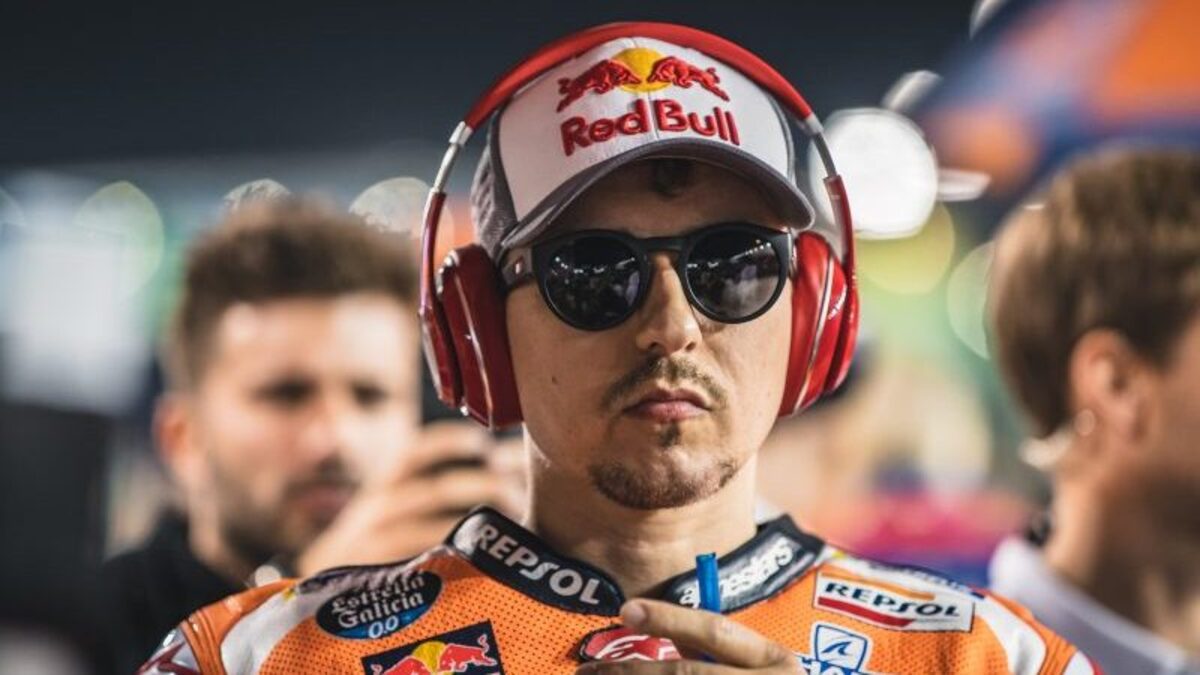MotoGP. Costola rotta per Lorenzo. Ci sarà in Argentina - MotoGP - Moto.it