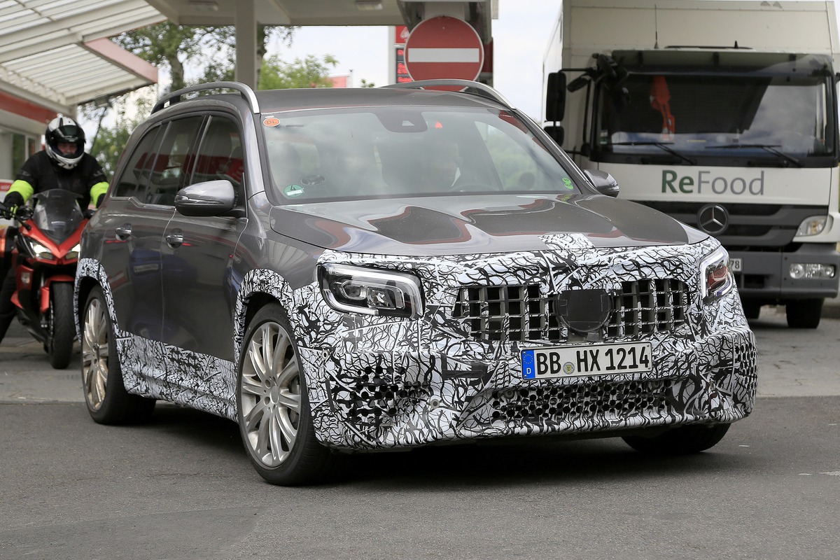 Mercedes-AMG GLB 45, le foto spia - News - Automoto.it