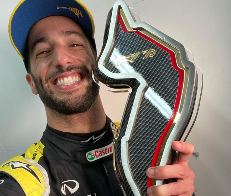 Daniel Ricciardo e quel podio che vale tutto - MOW - Mowmag.com