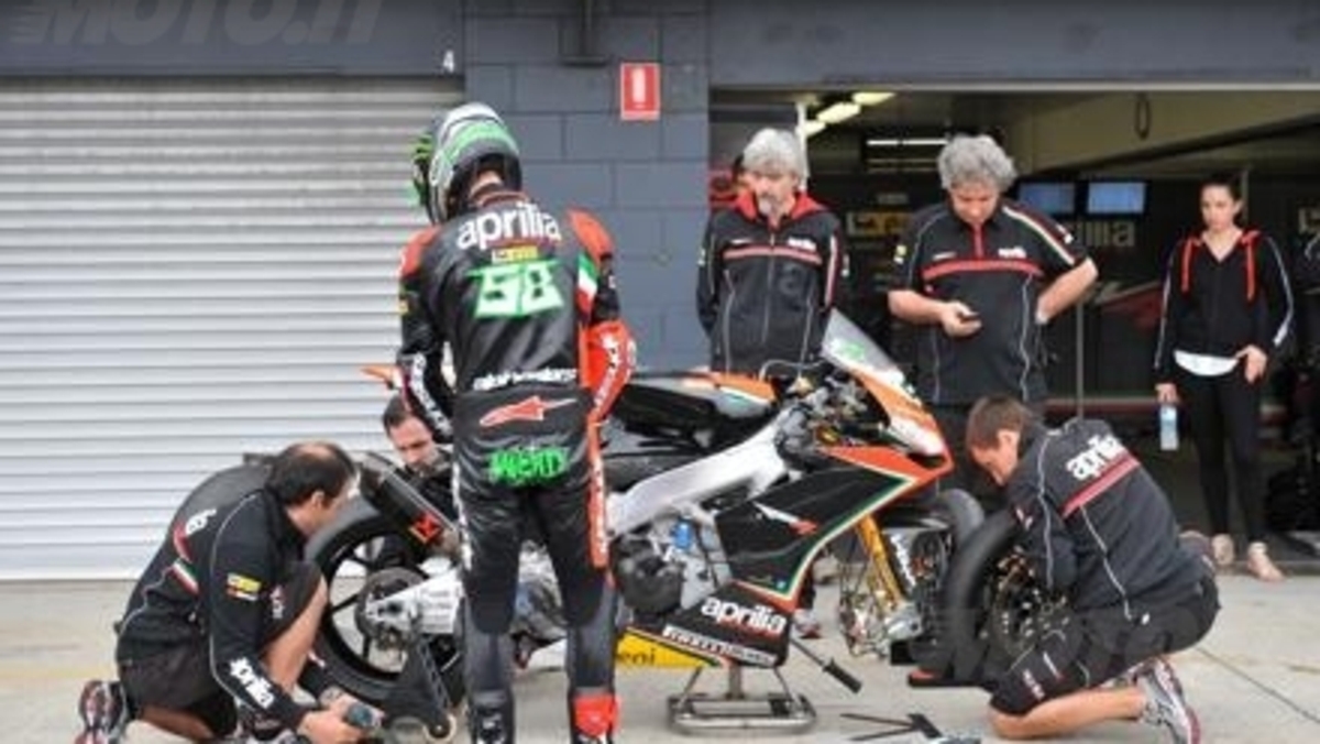 Regolamenti SBK. Come cambia la sosta ai box - Superbike - Moto.it