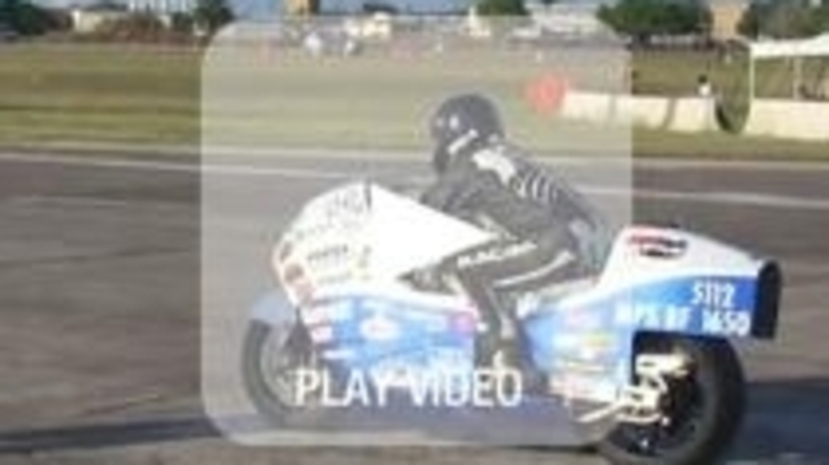 E' morto Bill Warner inseguendo il sogno dei 480 km/h - News - Moto.it