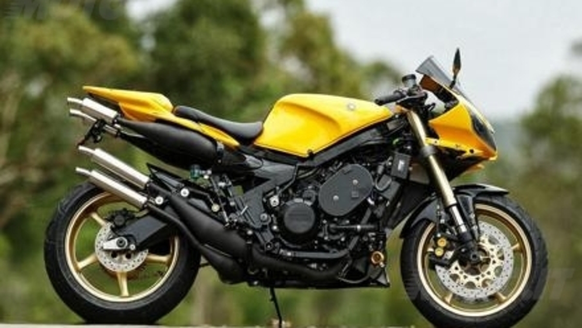 Yamaha RZ500 special - News - Moto.it