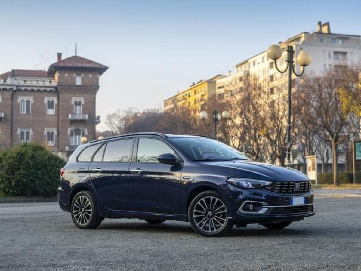 Fiat Tipo Station Wagon Tipo SW 1.0 t3 100cv: prezzo e scheda tecnica ...