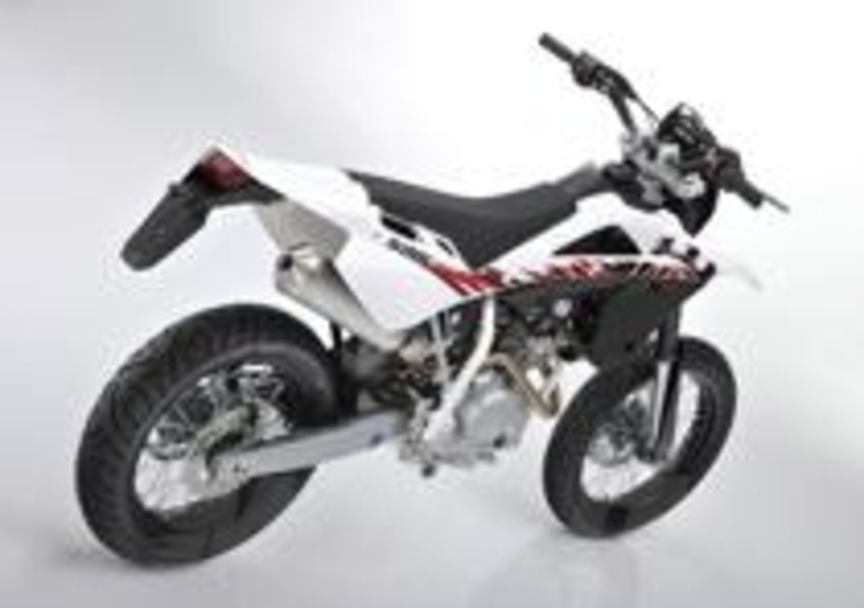 Le nuove Husqvarna 125 quattro tempi TE 125 ed SMS4 - News - Moto.it