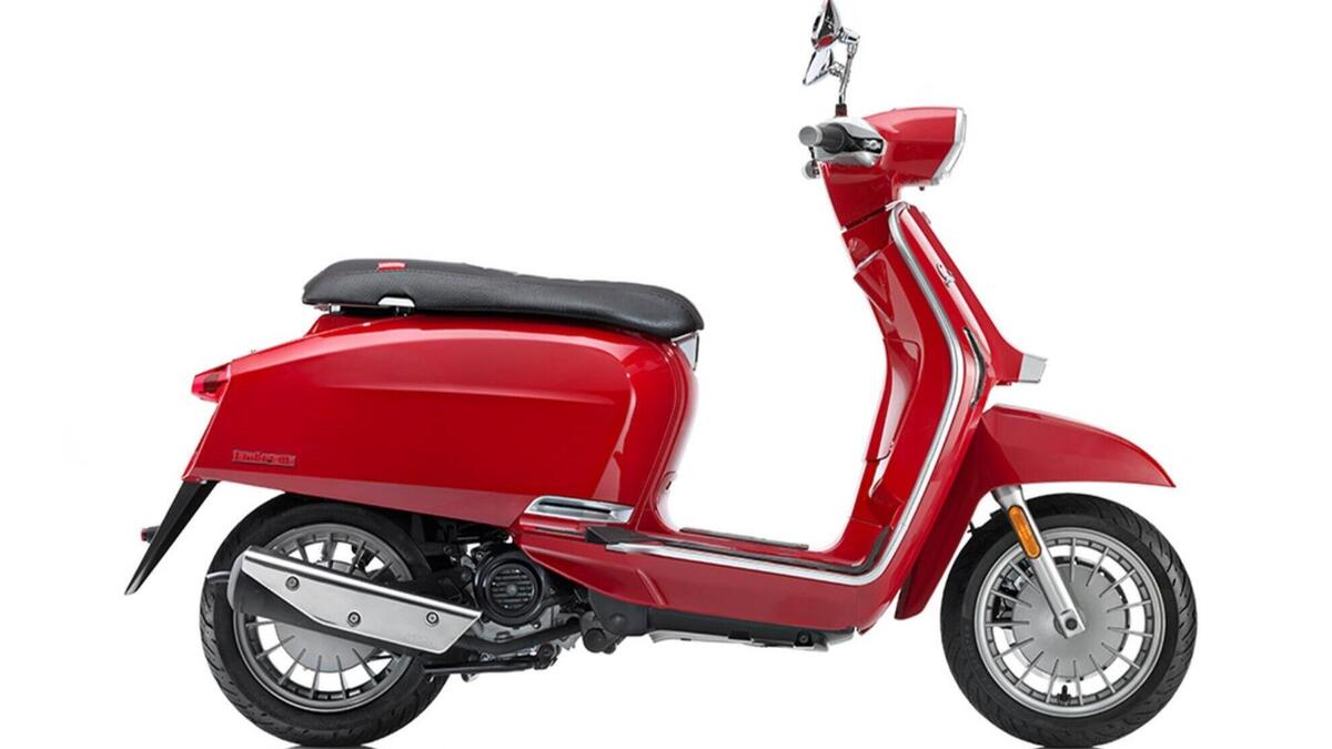 Lambretta V50 Special (2021 - 26), prezzo e scheda tecnica - Moto.it
