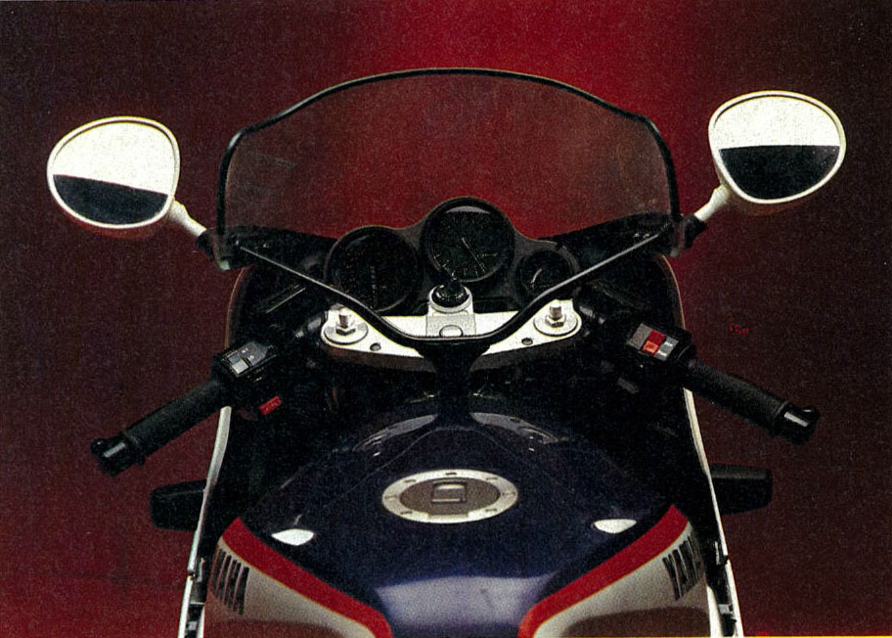 Yamaha FZR 1000: la prima Genesis - News - Moto.it