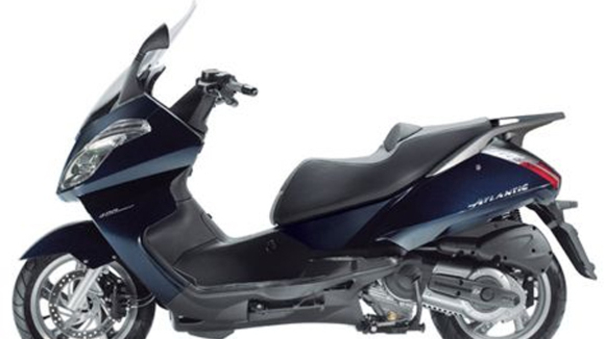 Aprilia Atlantic 500, catalogo e listino prezzi - Moto.it