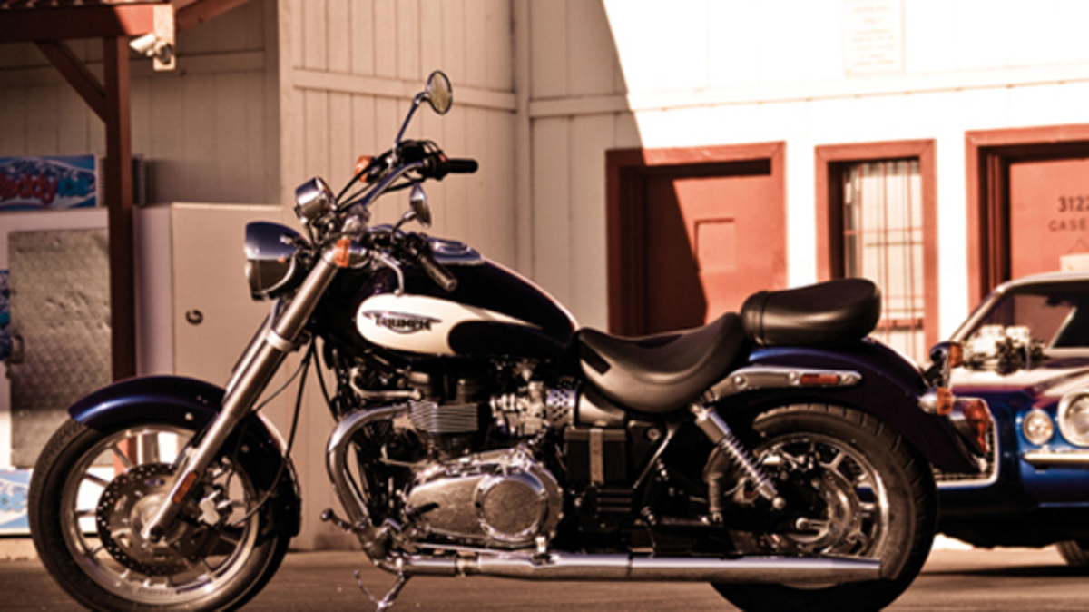 Triumph America (2008 - 10), prezzo e scheda tecnica - Moto.it