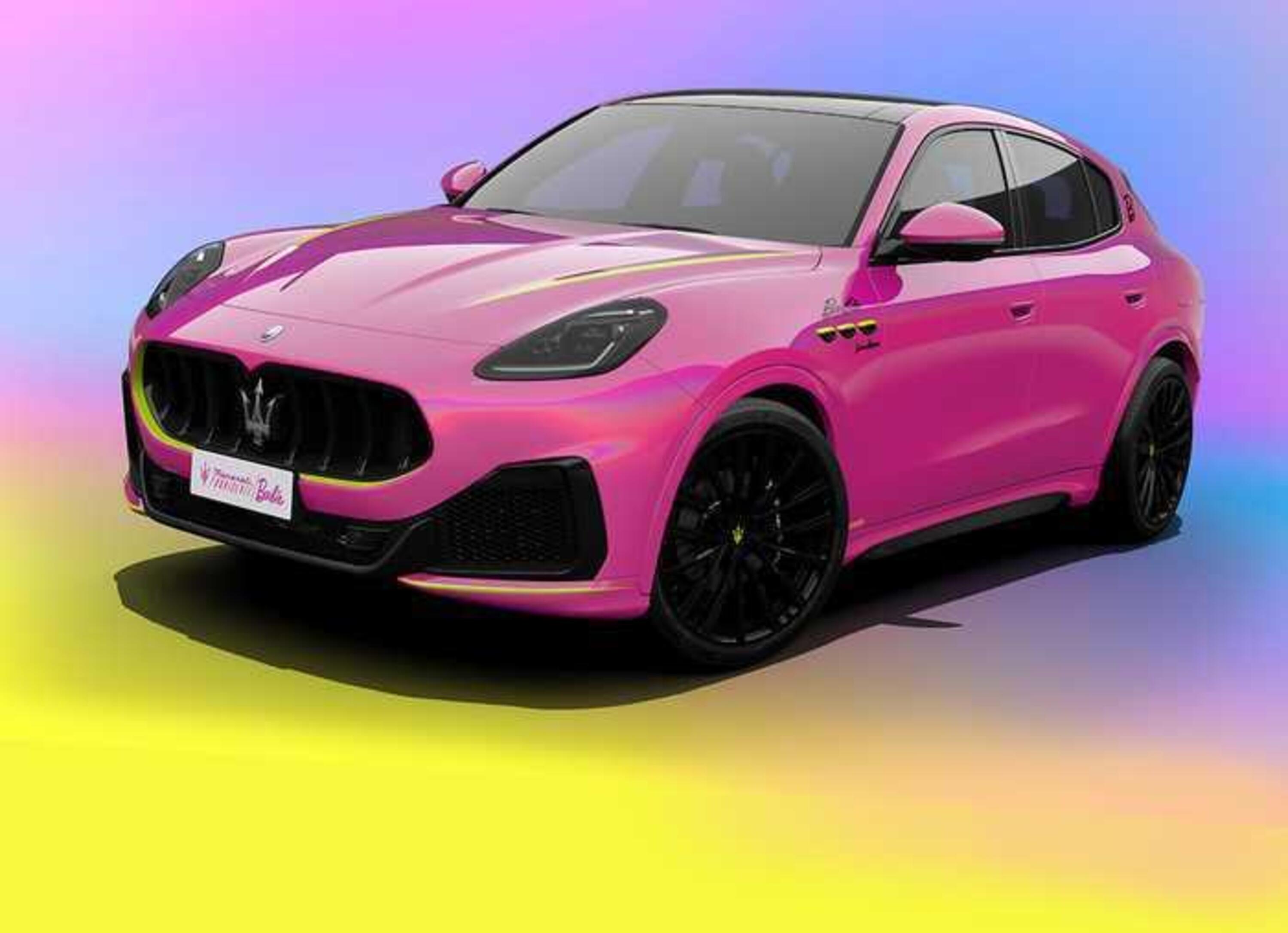 Maserati Grecale Barbie, per beneficienza è tutta rosa e coi loghi ...