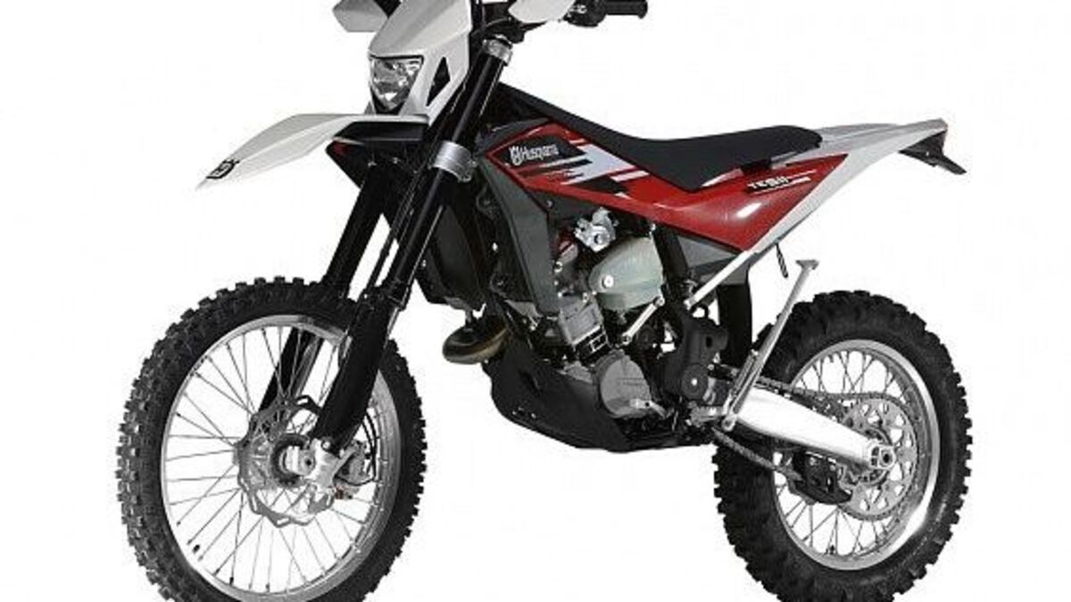 Husqvarna TE 449, catalogo e listino prezzi - Moto.it