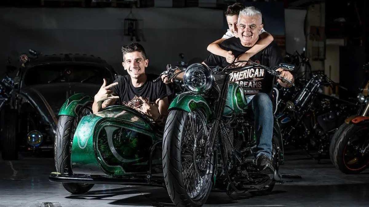 Più che un sidecar, un affare di famiglia! Vorreste acquistare questo ...