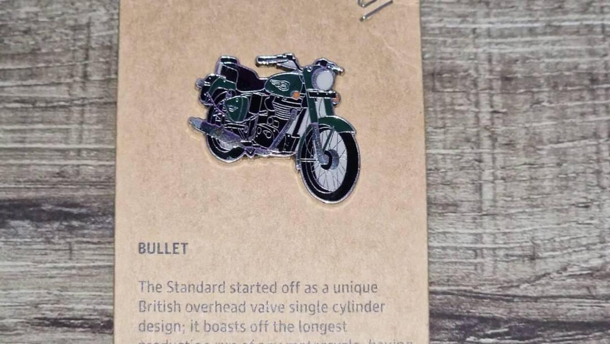 Vendo Spilla Bullet verde originale Royal Enfield Royal Enfield a ...