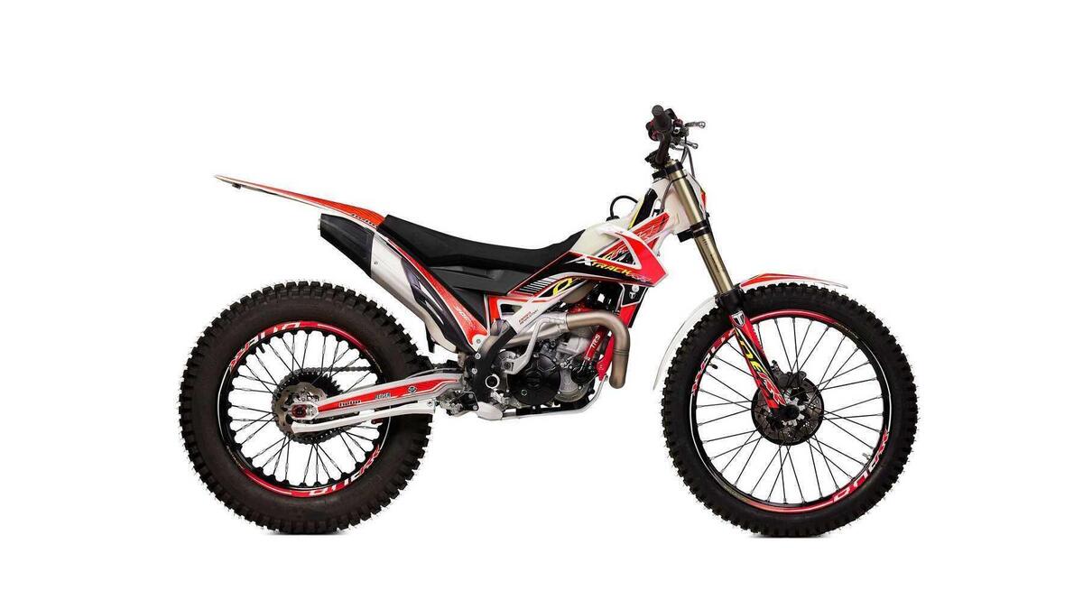 TRS Motorcycles XTrack 300 RR AE (2022 - 23), prezzo e scheda tecnica ...