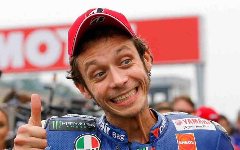Valentino Rossi se ne è inventata un’altra! Così non invecchia mai ...