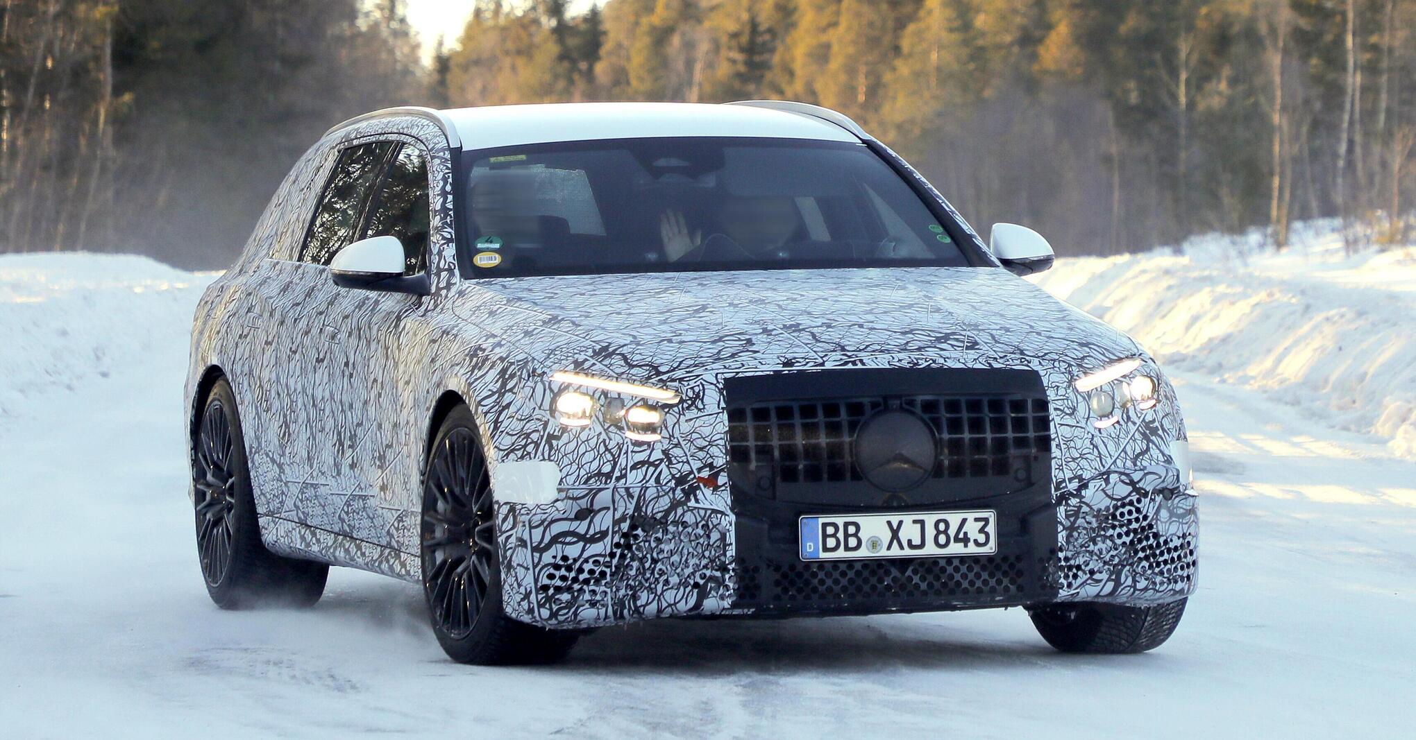 Mercedes AMG E53 2023, lunga vita alle station wagon [Foto Spia] - News ...