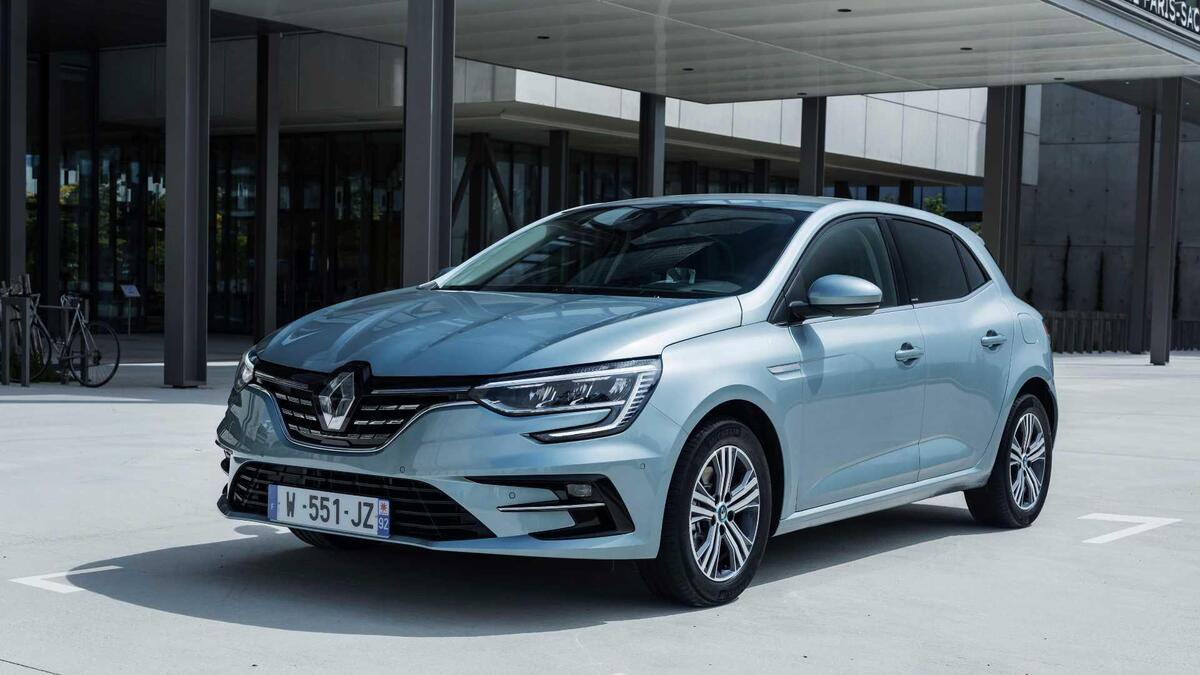 Renault Mégane Blue dCi 115 EDC Business: prezzo e scheda tecnica ...