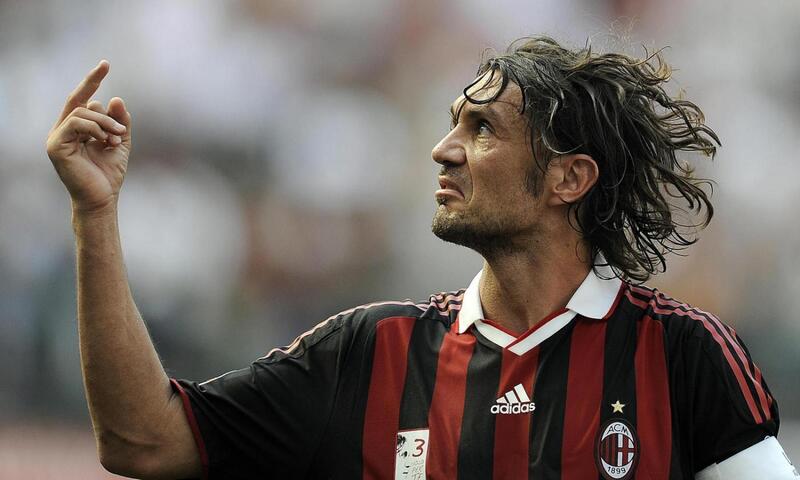Perché con l'addio di Maldini i tifosi rossoneri sono incaz*ati e ...