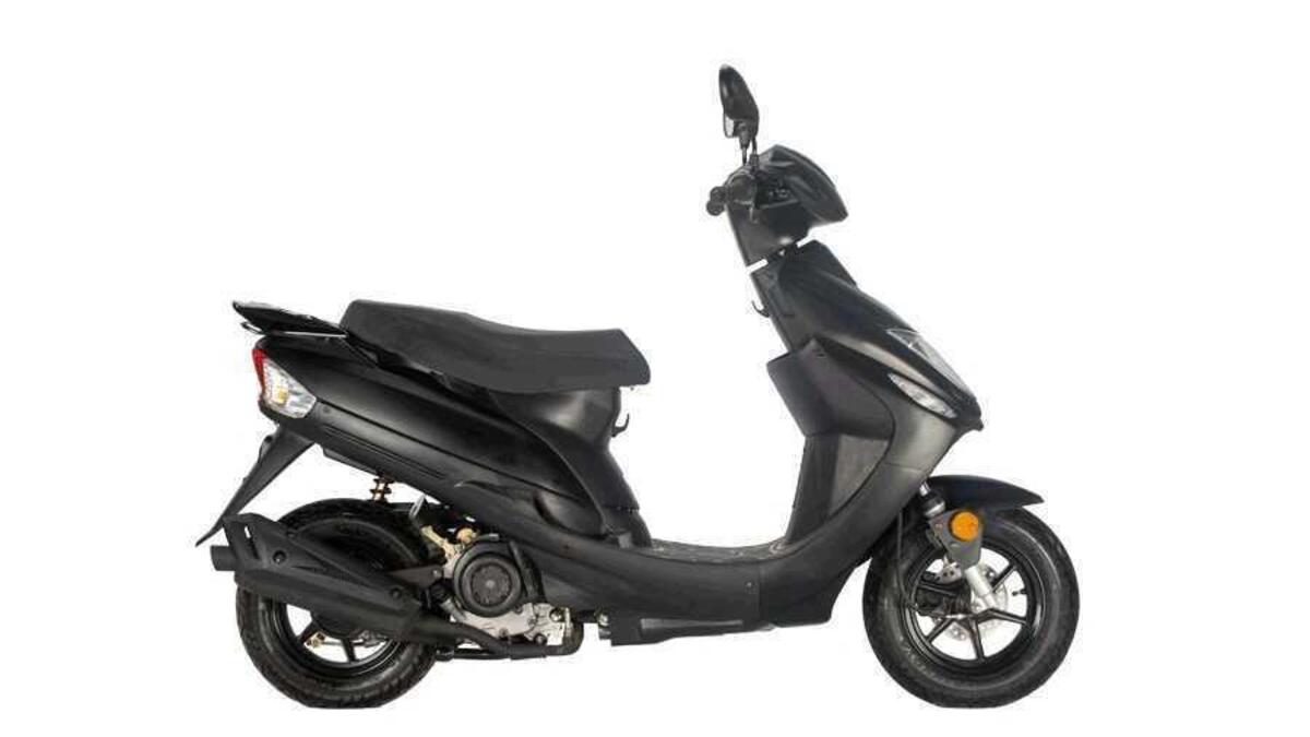 TNT Roma 50, catalogo e listino prezzi - Moto.it