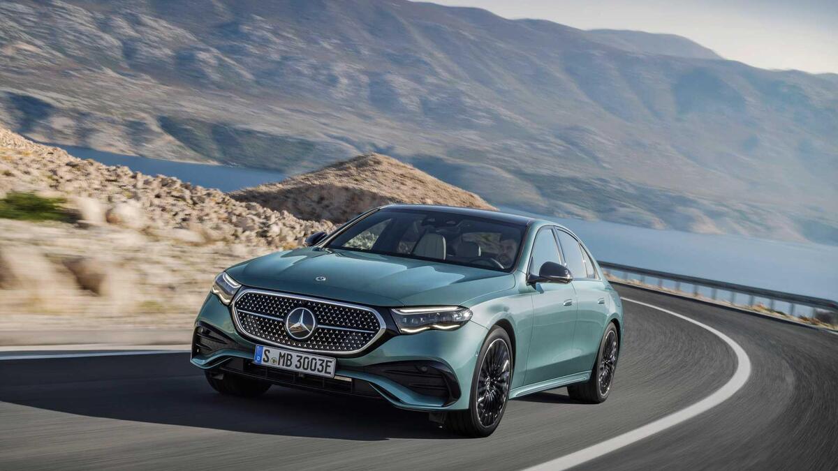 Mercedes-Benz Classe E 300 de phev AMG Line Advanced auto nuove ...