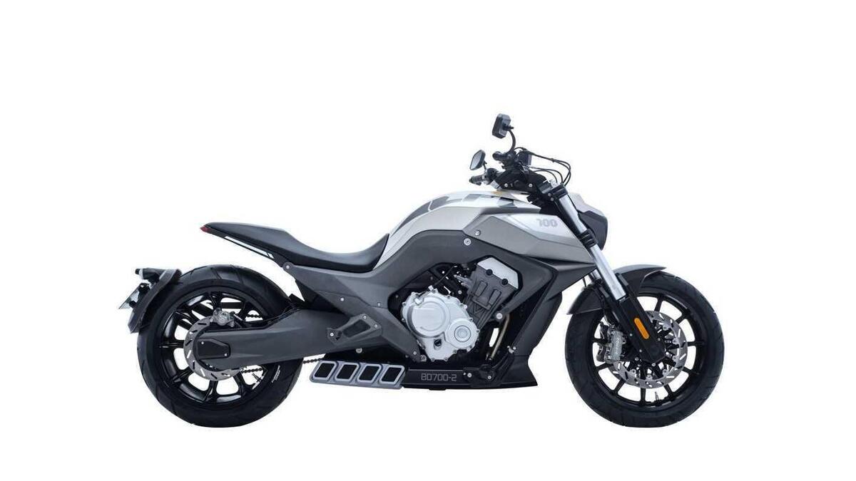 Benda Motorcycles LFC 700 (2024 - 26), prezzo e scheda tecnica - Moto.it