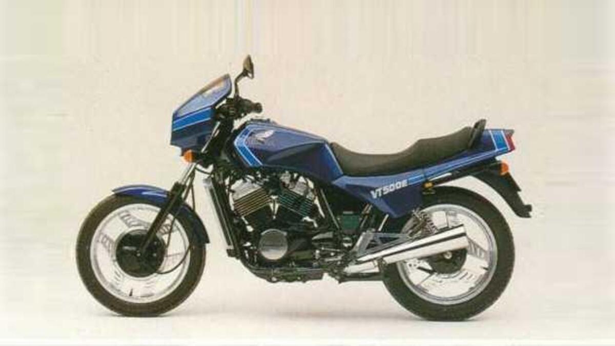 Honda VT 500 CD (1985 - 88), prezzo e scheda tecnica - Moto.it