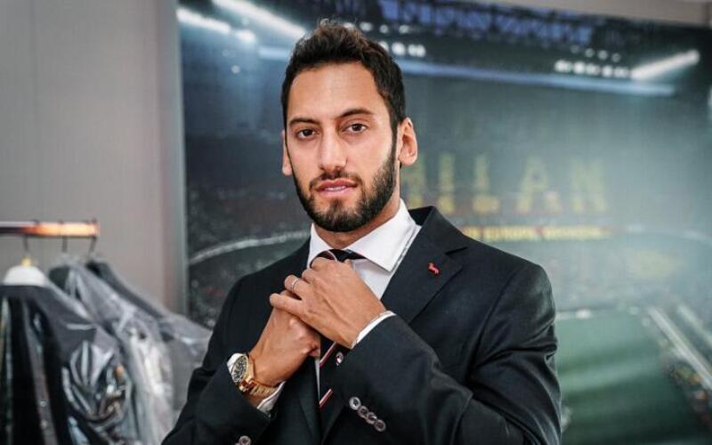 Chalanoglu racconta la sua passione per gli orologi. Rolex e Audemars ...