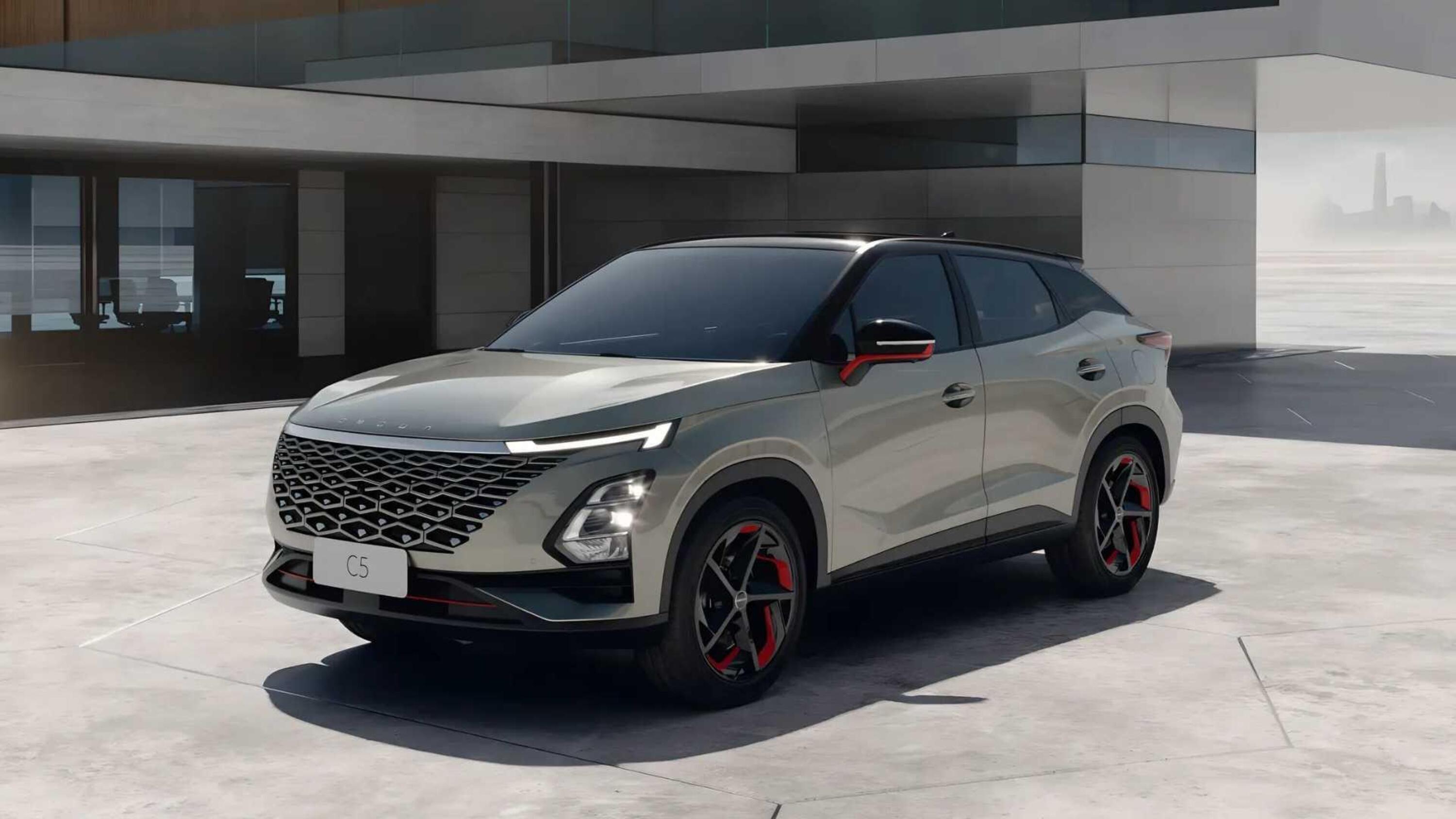 Omoda Omoda 5 1.6 tgdi Pure 7dct nuove, listino prezzi auto nuove ...