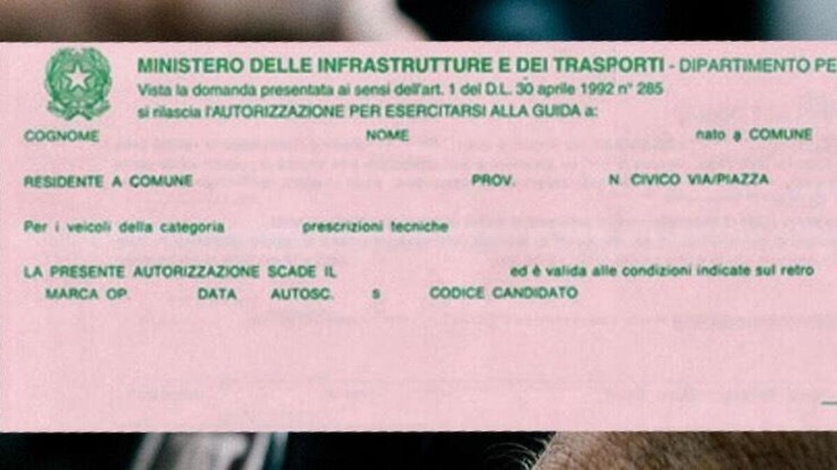 Foglio rosa: cos’è, a che serve e quanto dura - Normative - Automoto.it