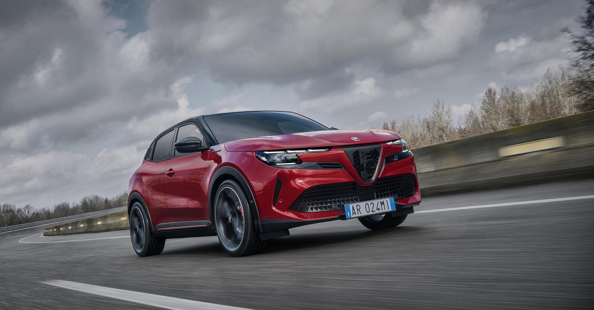 Alfa Romeo Junior: porte aperte nel weekend, guardiamola da vicino - News - Automoto.it
