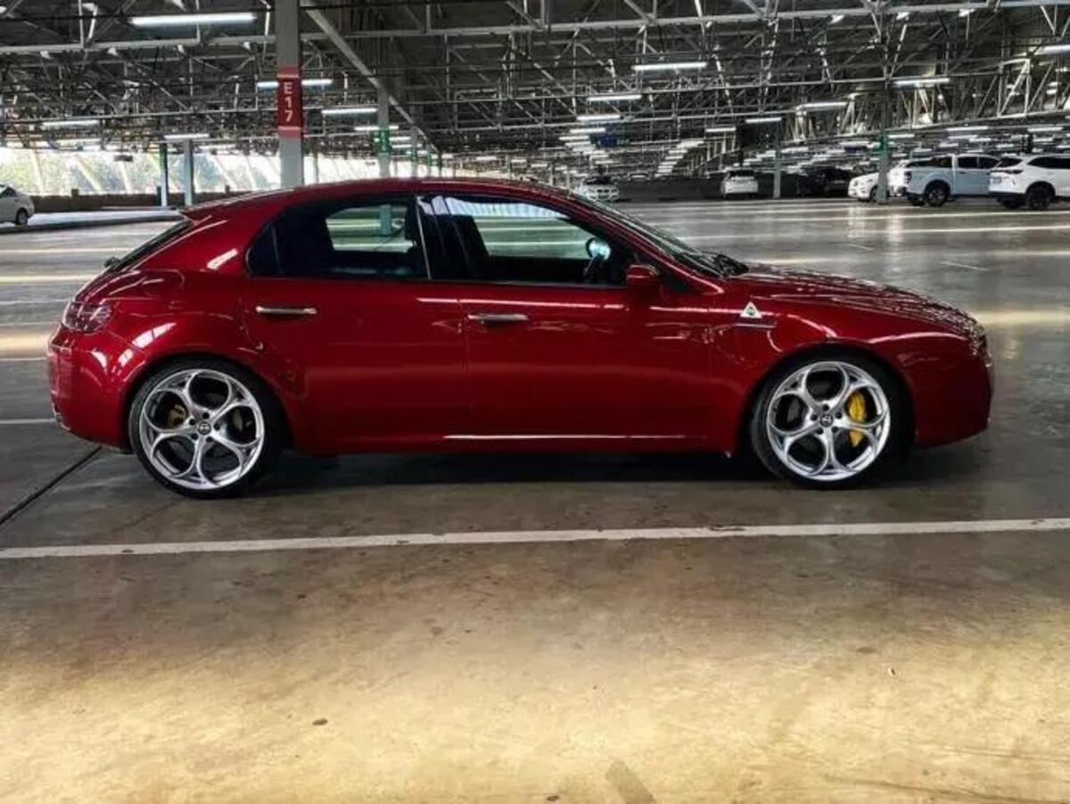 Alfa Romeo Brera a 5 porte: quattro anni di lavoro per arrivare a ...