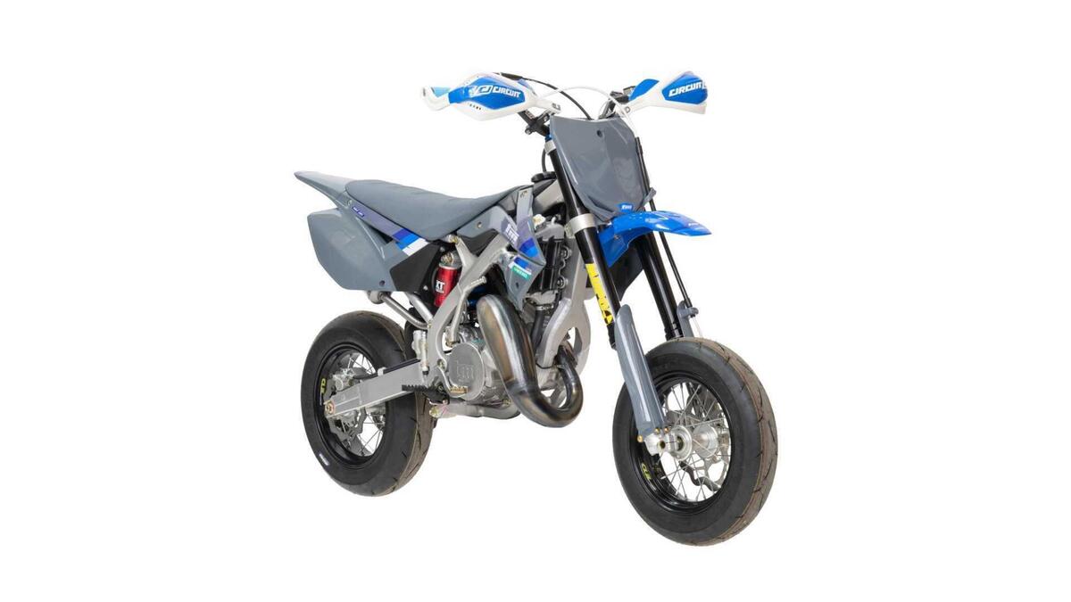 Tm Moto SMX 85 Junior 2T (2025), prezzo e scheda tecnica - Moto.it