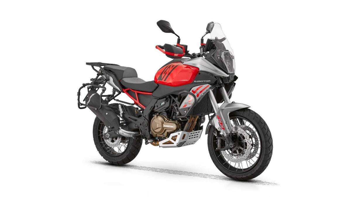 QJ Motor SRT 600 SX (2024 - 25), prezzo e scheda tecnica - Moto.it