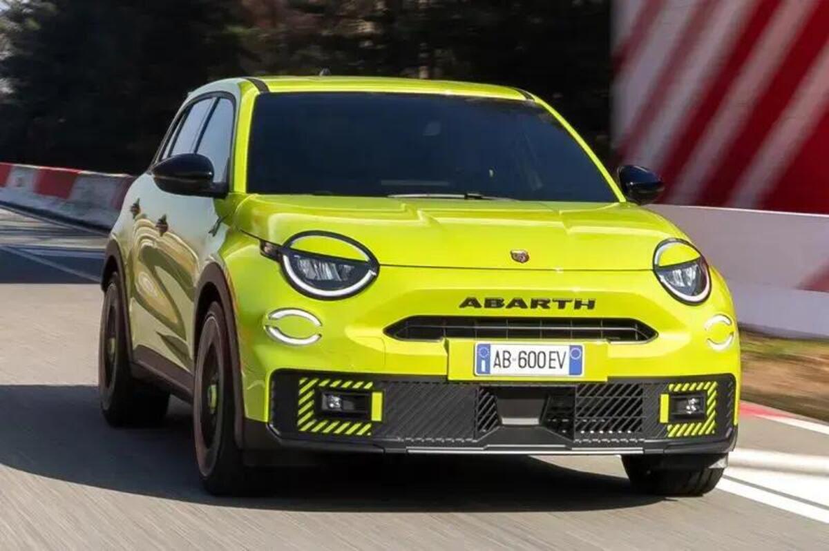 Stellantis: 30 modelli in arrivo nel 2025, dalla Pandina alla DS n.8 ...