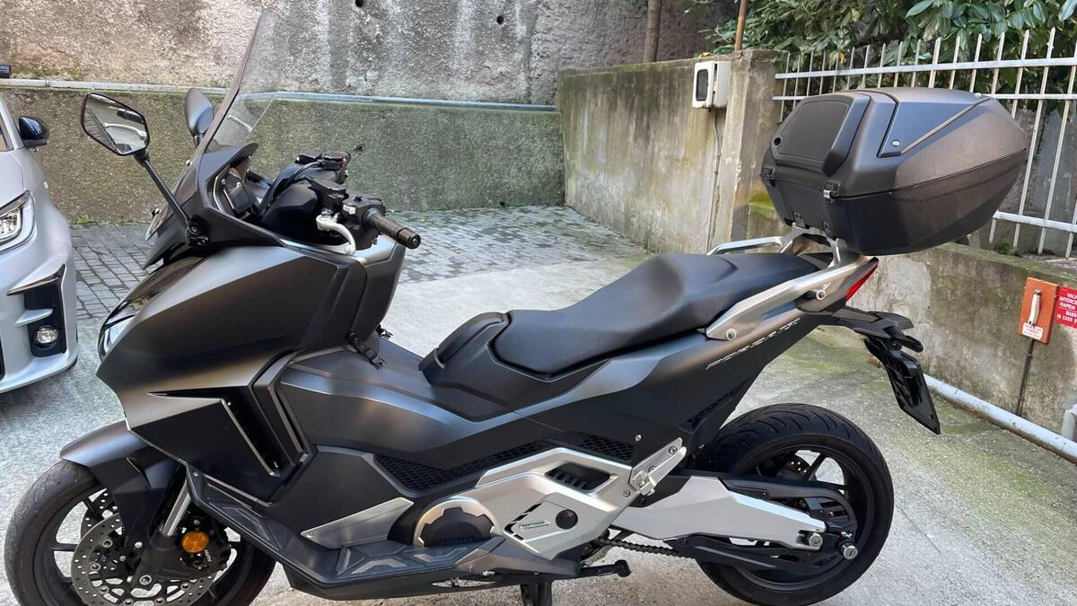 Vendo Honda Forza 750 DCT Style (2021 - 24) usata a Genova (codice ...