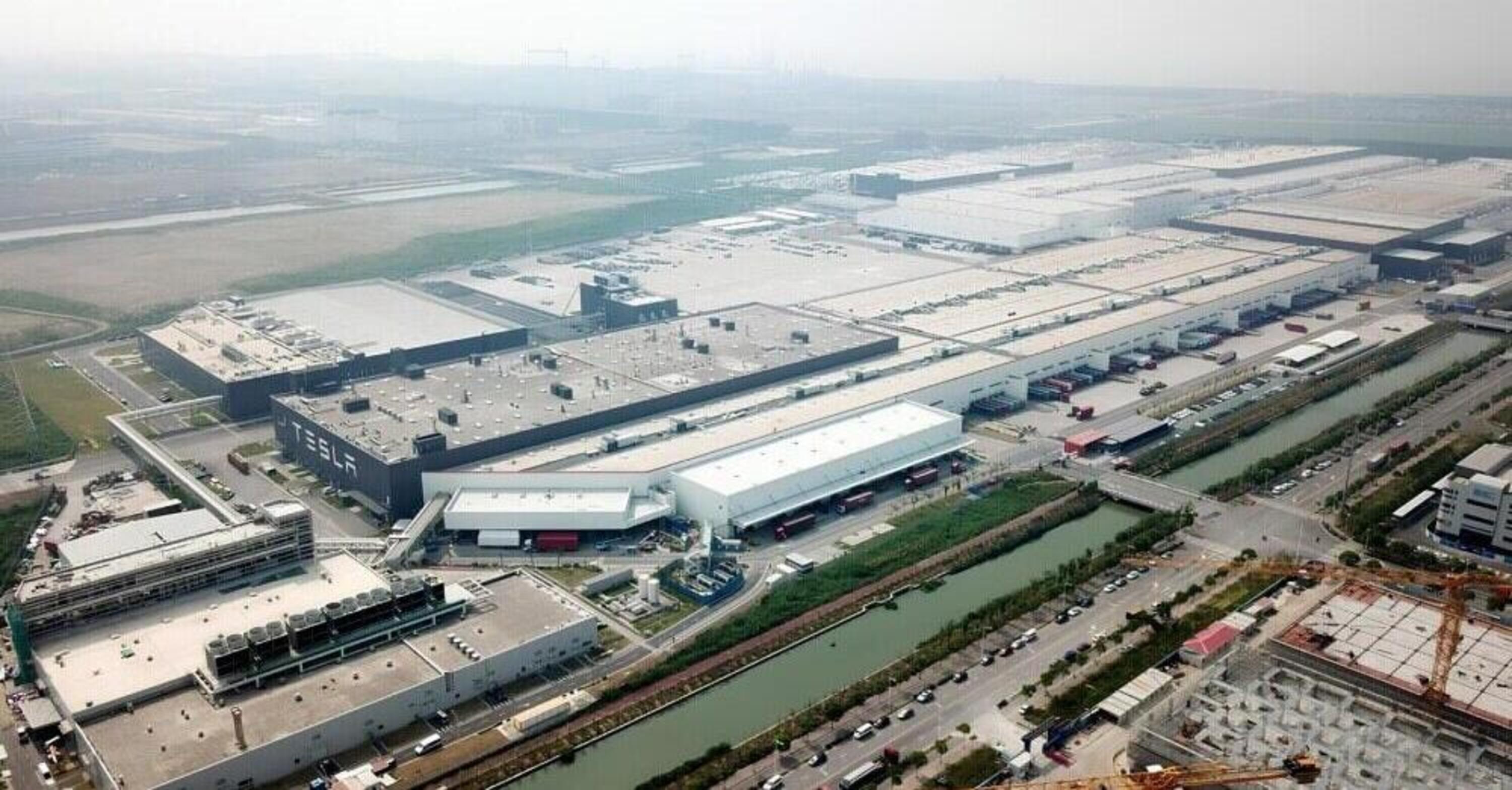 Tesla Shanghai Megafactory: tra pochi giorni l'avvio della produzione ...