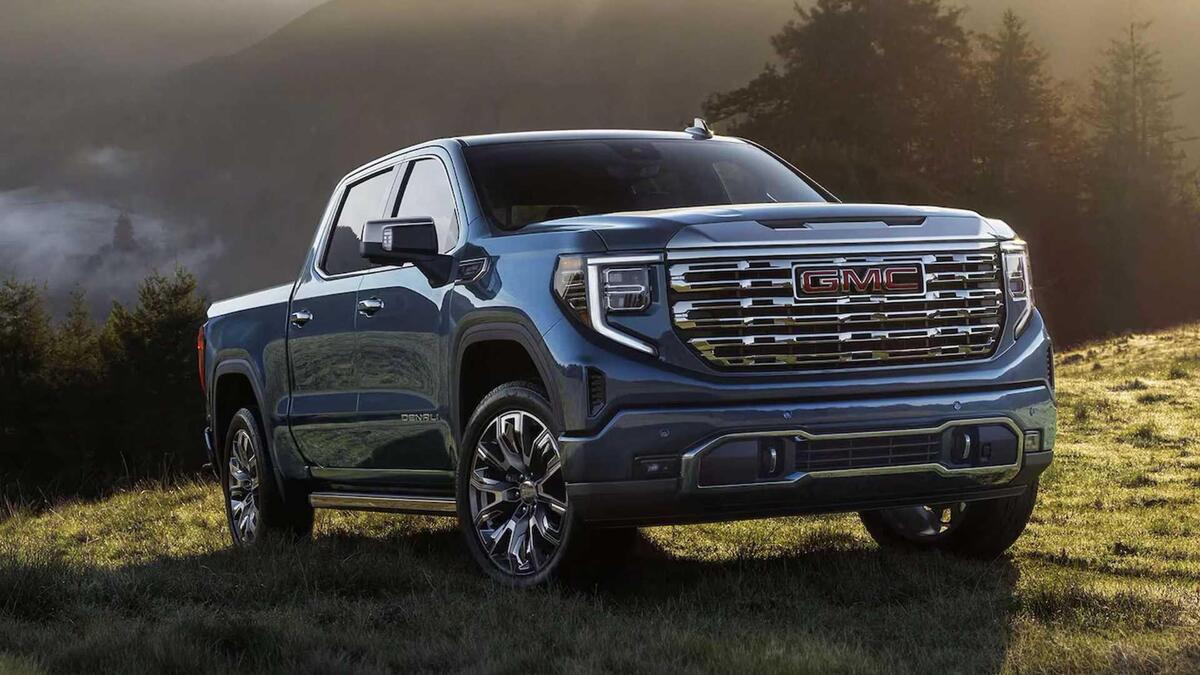 GMC Sierra Sierra 1500 6.2 V8 Crew Cab Short Box Denali auto: prezzo e ...