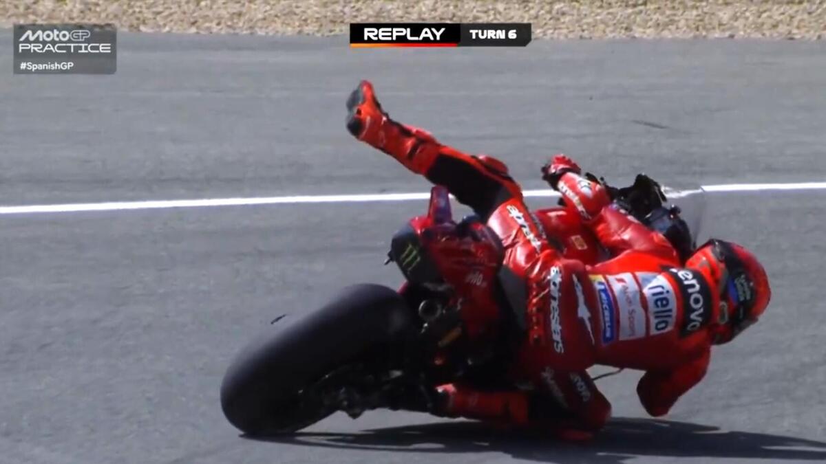 MotoGP 2025. GP di Spagna a Jerez. Marc e il salvataggio alla Marquez ...