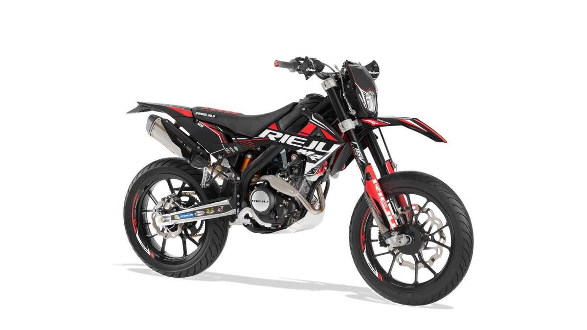 Rieju MR 125 Motard Pro (2026), prezzo e scheda tecnica - Moto.it