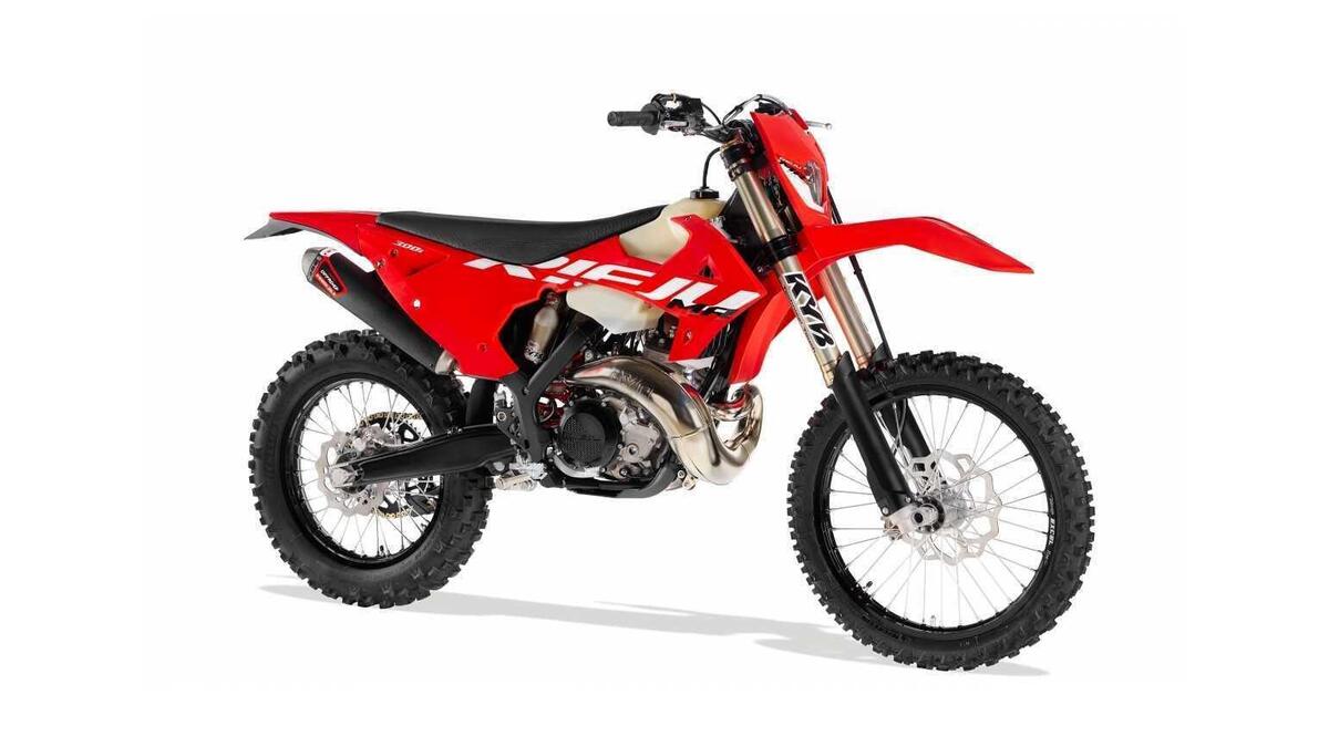 Rieju MR 300 Racing (2026), prezzo e scheda tecnica - Moto.it