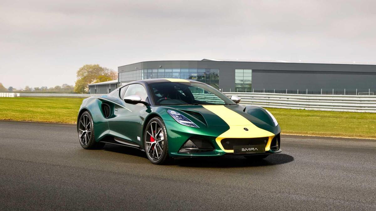 Lotus Emira 3.5 V6 Clark Edition nuove, listino prezzi auto nuove ...